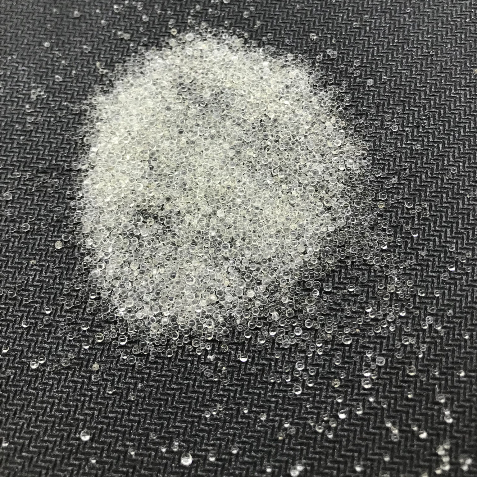 Glass beads 0.6mm 0.8mm 1mm 1.2mm 2mm stuffing filling media | Micro ...